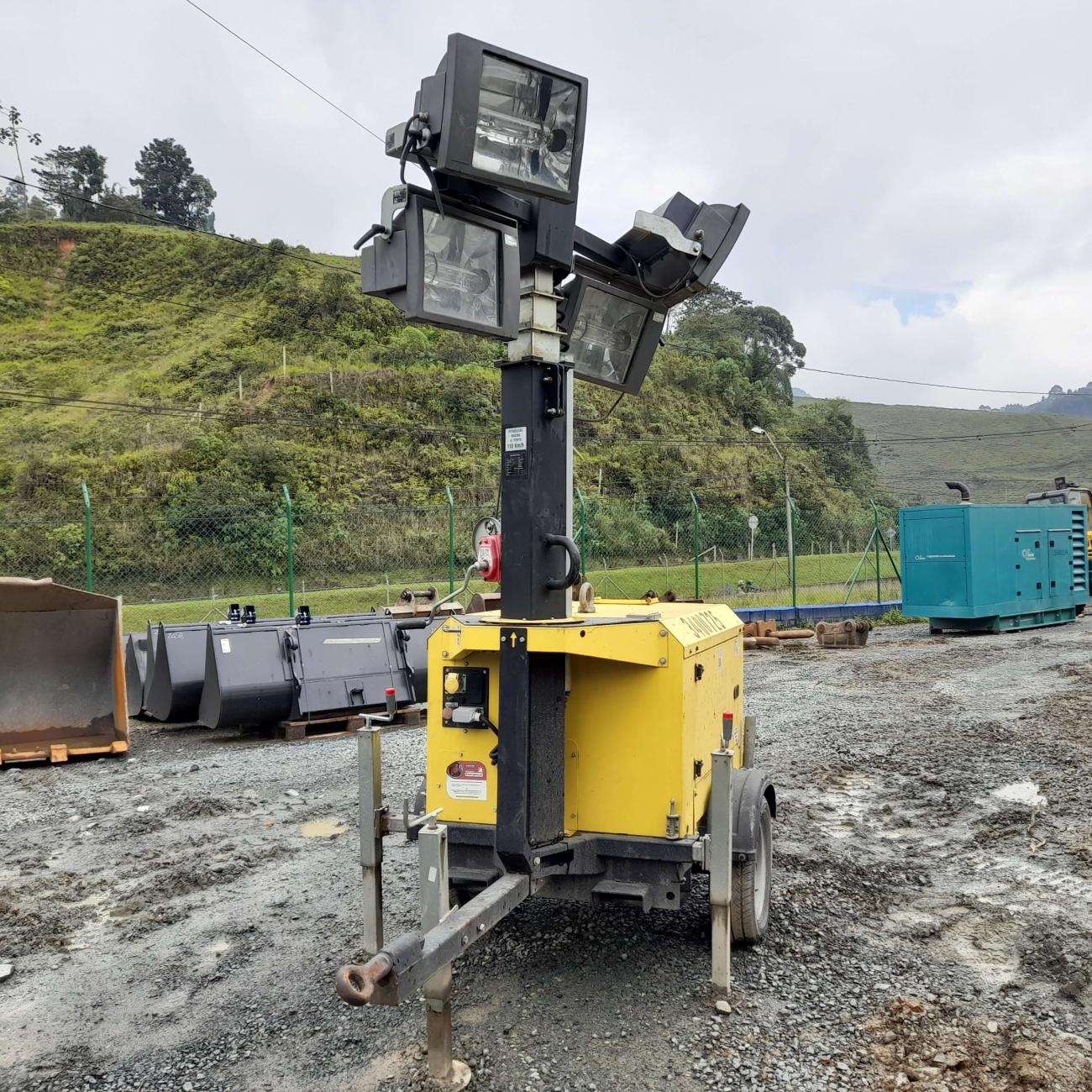 Venta de Torre iluminacion Generac mobile Vt8 8m | Be Market Colombia