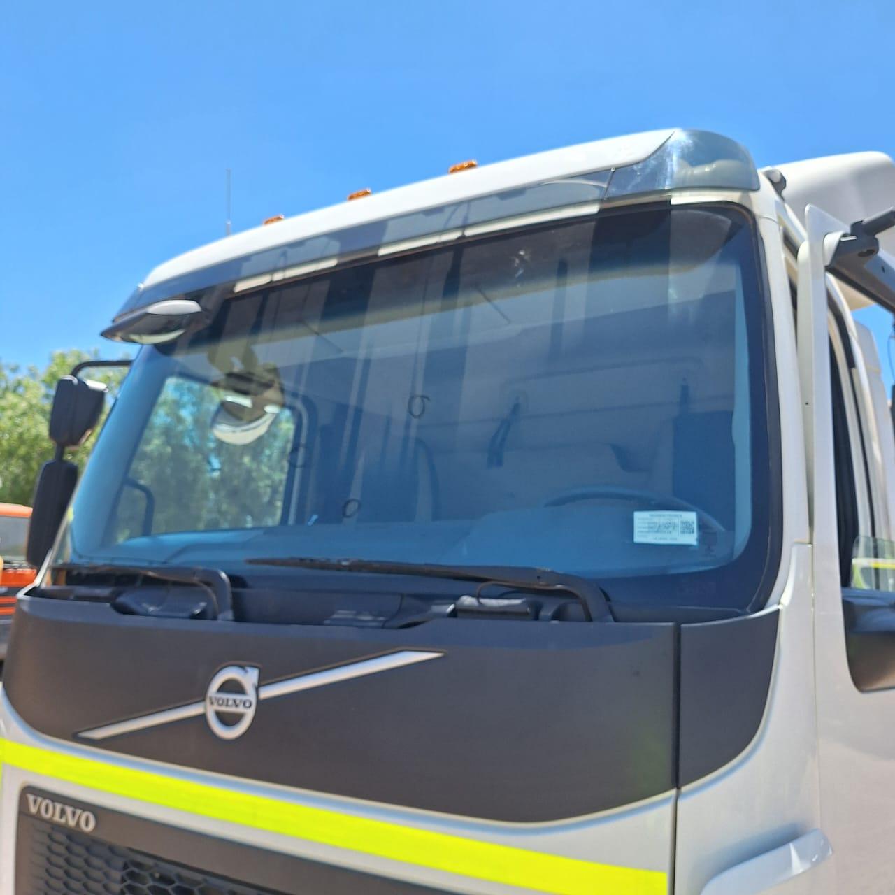 Venta de Camion grua Volvo Vm 330 (6x4) pm 26.025 | Be Market Chile